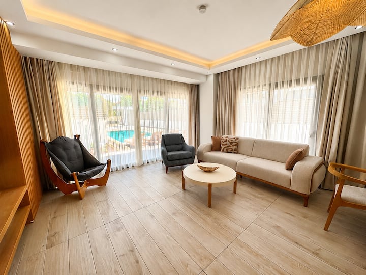 Merkezde Denize 5 Dakika Uzaklıkta Lüx Villa Güler - Ovacık