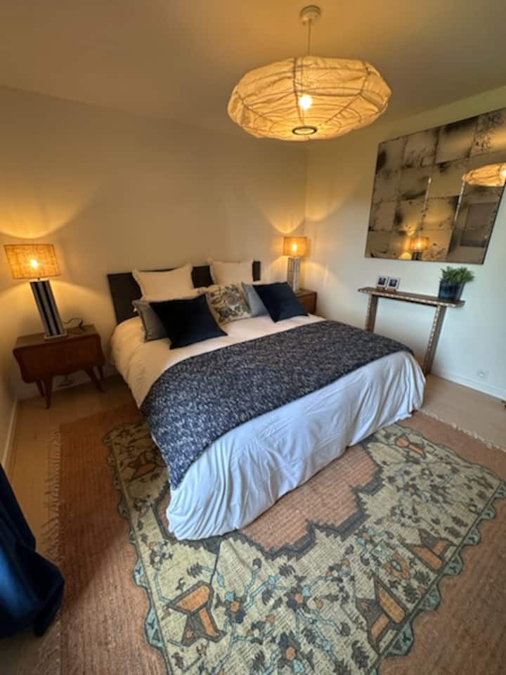 Chambre éLégante Avec Bureau Vue Jardin - Baden, France
