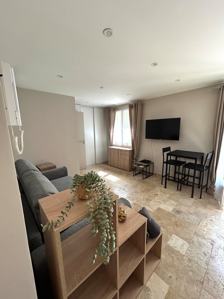 Studio Cosy Avec Terrasse Au Coeur De Cagnes - Cagnes-sur-Mer