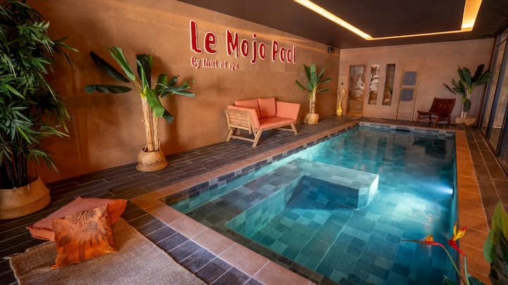 Mojo Pool, Piscine Privée Intérieure & Sauna - Belleville