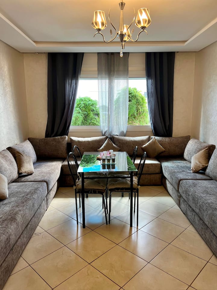 Bel Appartement Sécurisé Avec Piscine - Tétouan