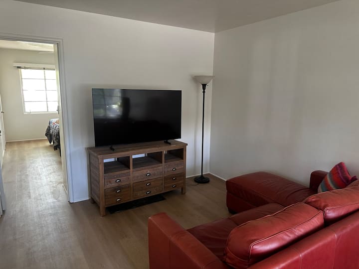 Simple, 1 Bedroom Apartment - Modesto, CA