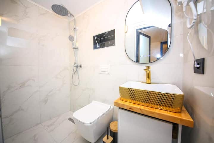 Hotel Braian Duplex Family Room With Balcony (105) - Ksamil