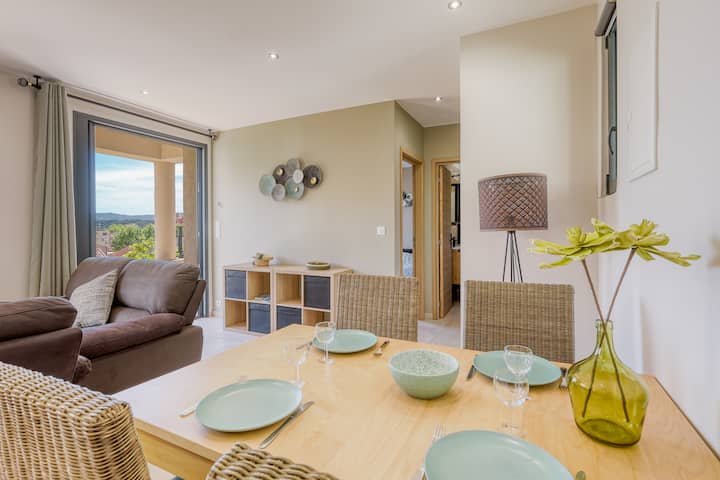 Bel Appartement, Proche Mer. - Le Lavandou