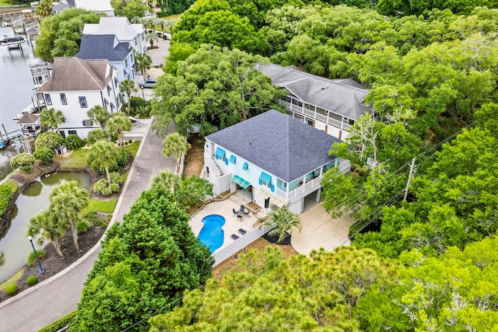 Murrells Inlet House: Sleeps 8, Near Beach & Fun! - Murrells Inlet, SC