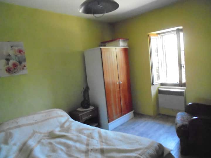 Chambre Au Calme à La Campagne, Lieu Touristique - Grignan