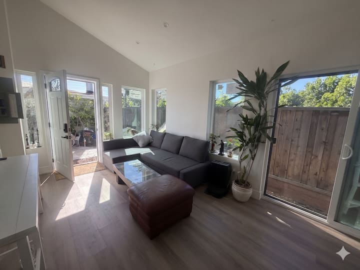 Casa Del Sol | Bright New Modern Stay Near Levi’s - Santa Clara, CA
