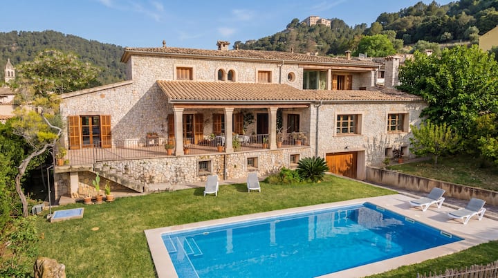 Turixant Dalt · Villa Familiar Con Piscina - Lloseta