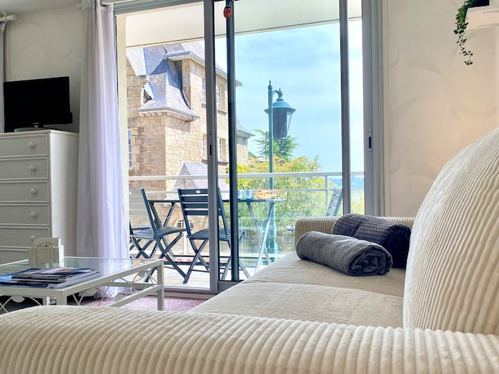 Studio Grand Balcon Parking Privé Plage à Pied - Dinard