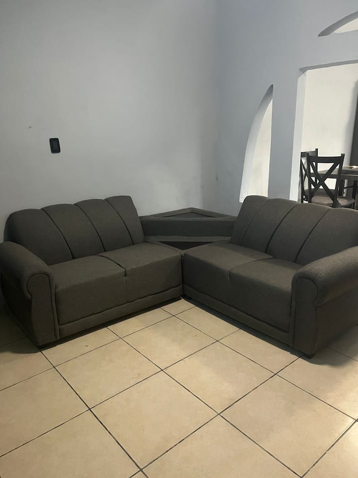 Casa Moderna En Jiutepec, Cuernavaca Morelos - Jiutepec