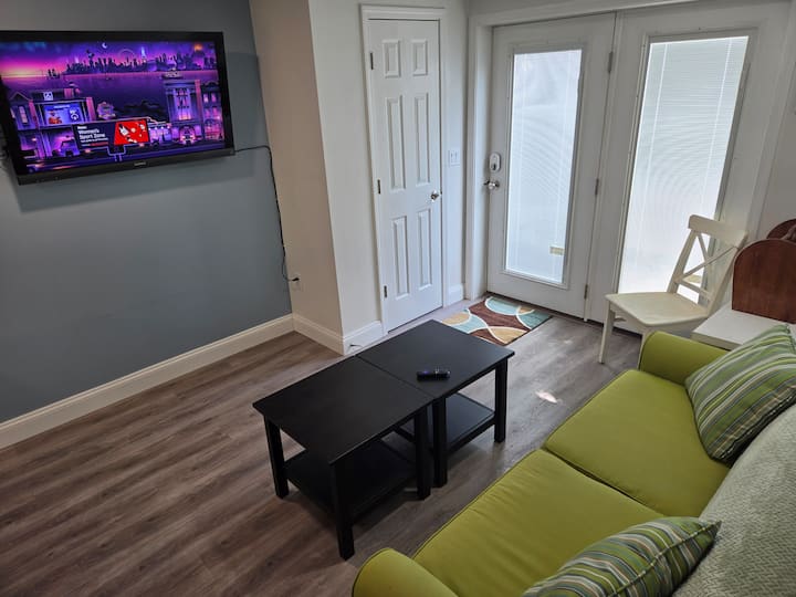 Cozy 2 Bedroom Less Than A Mile To The Beach - Rehoboth Beach, DE