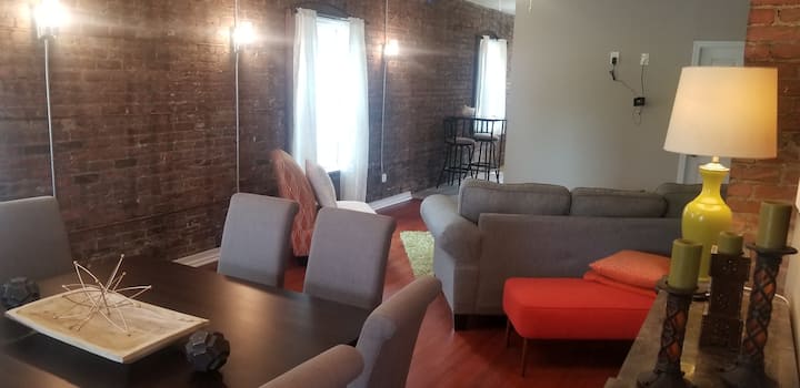 Cws Dream Home - Omaha, NE