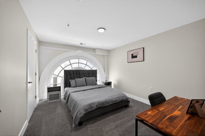 Spacious Downtown Living With Modern Finishes - Reading, PA