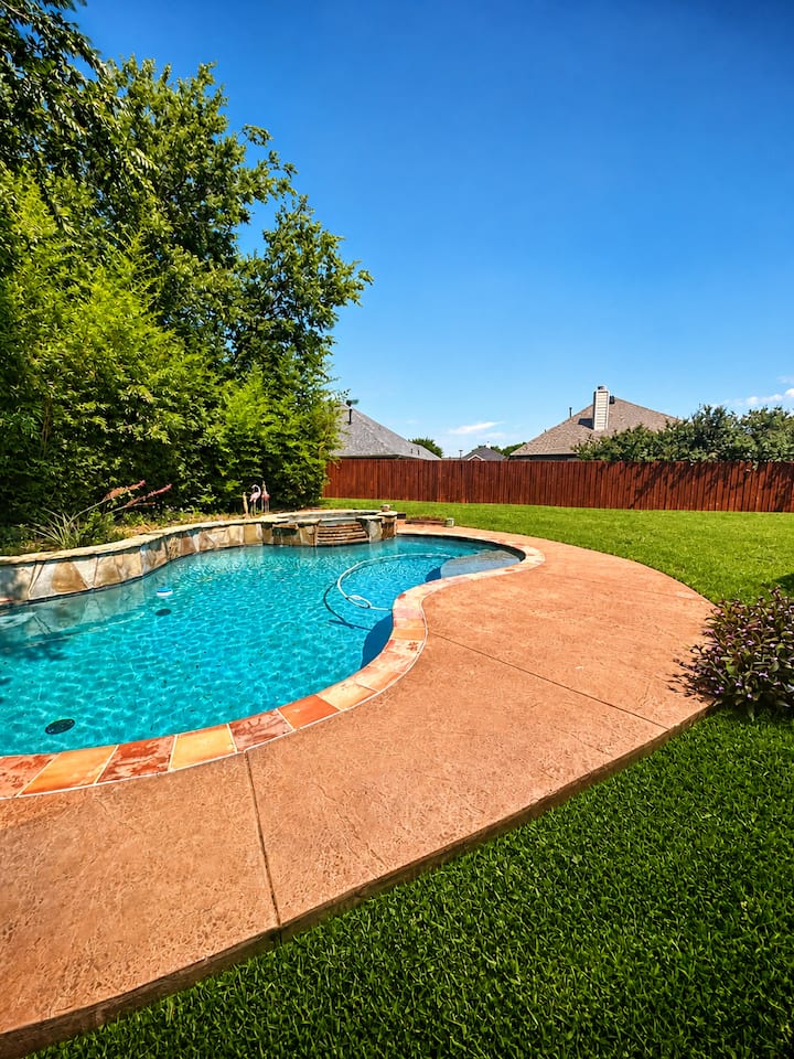 Top Rated Private Room In Mansfield W/ Pool Access - Mansfield, TX
