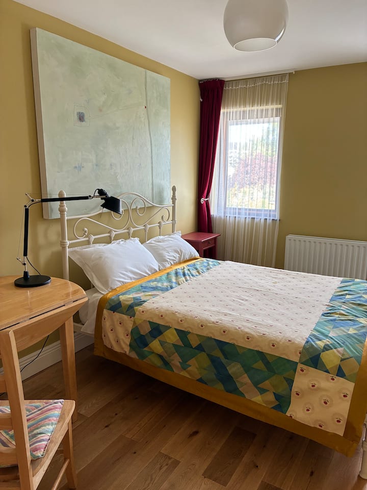 Double En-suite Easy Access To City Centre - Dublin