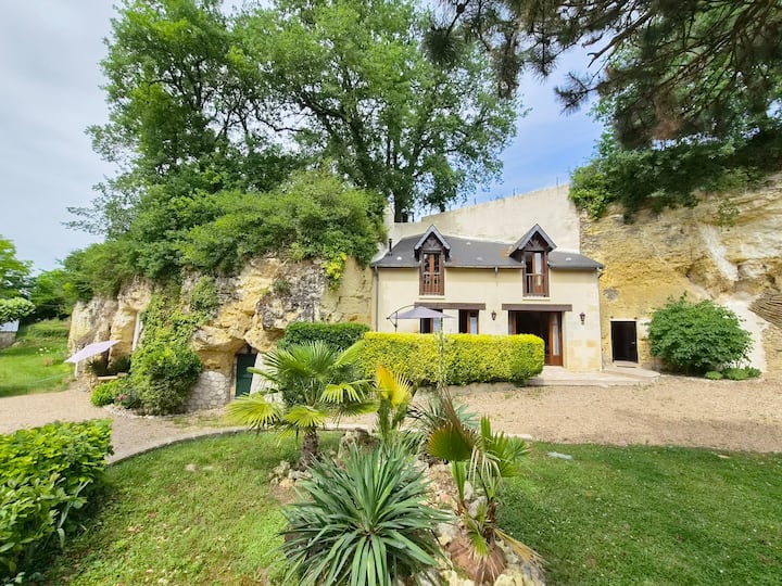 Ensemble Troglodyte De Charme Aux Portes Damboise - Amboise