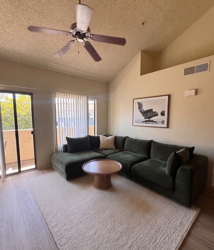 Cozy Solana Beach Retreat - Del Mar, CA