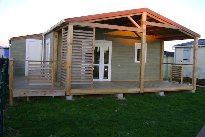 Chalet Bord De Mer Proche Des Plages Débarquement - Grandcamp-Maisy