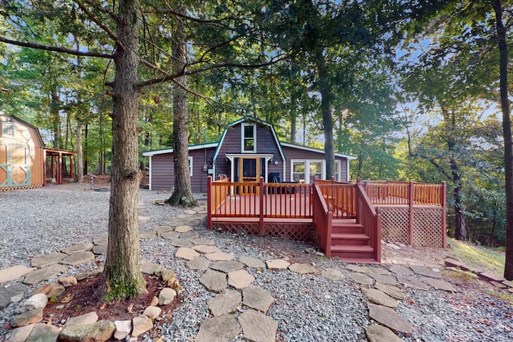 View For Two Retreat - Ellijay, GA