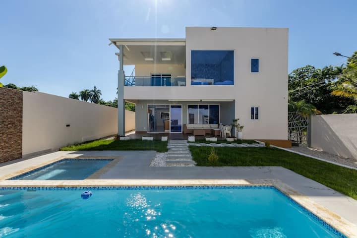 Private Pool Retreat | 4br | Sleeps 8 | Pop - Puerto Plata