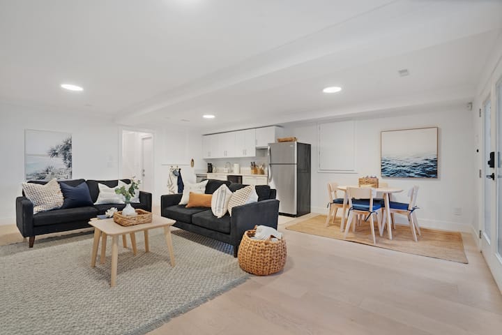 Modern Coastal Retreat - 白石