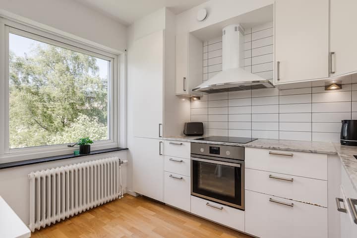 1br Apartment Near Volvo - Gotemburgo