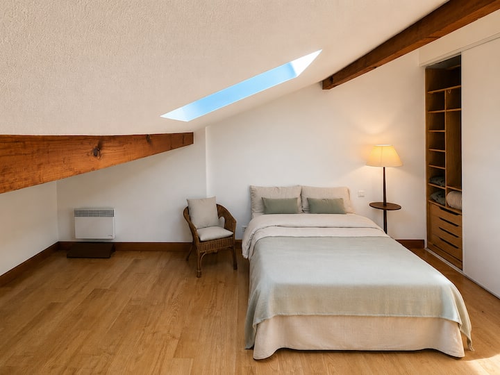 Muga Basque Home, Hendaye Beach - Private Suite - Hendaye