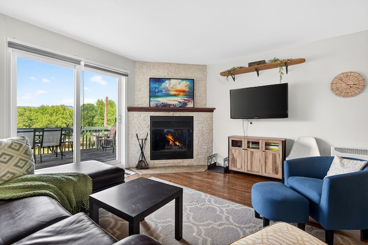 New! Golfside Lodge | Swimming Pools & Views - Mont-Tremblant