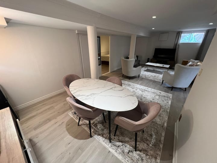 Entire Nice And Stylish 1br Unit - Pointe-Claire