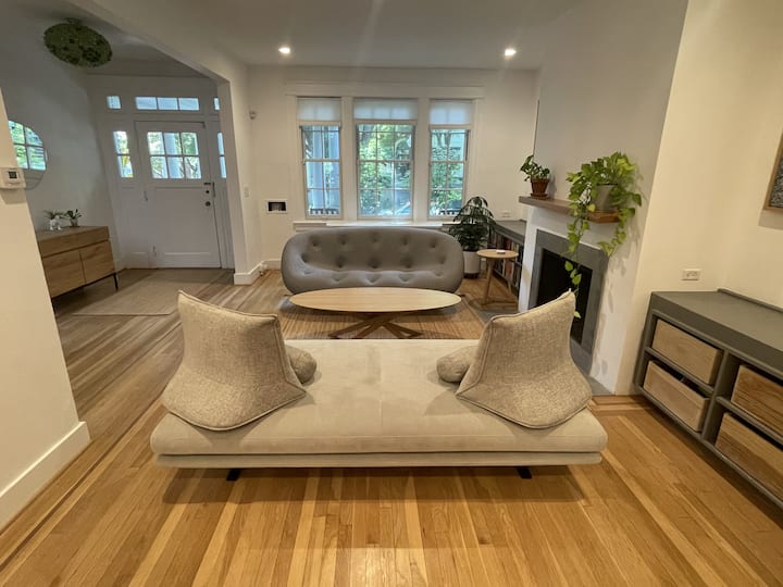 Family Home In Woodley Park - Washington, D.C.