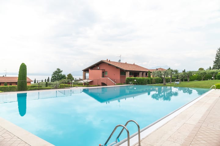 [Lazise] Free Parking & Pool - Lazise