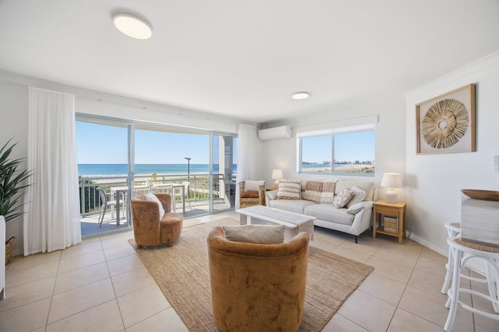 Bilinga Beachfront | Family Escape On The Sand - トゥイード・ヘッズ
