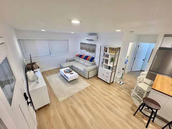 2br1ba Queen Bed New Remodeled Renton Home W/ Ac 2 - Renton, WA