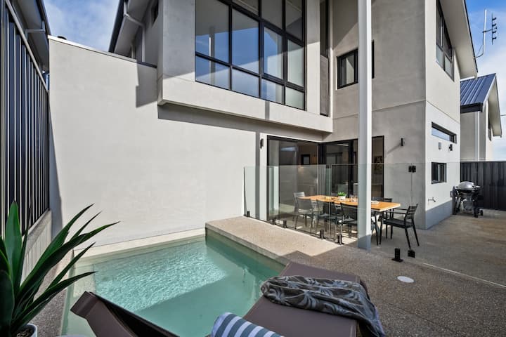 Stone River Villa 3 | Relaxed Stay | Heated Pool - Margaret River