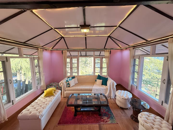 Pet-friendly British Heritage Home | Forest Views - Shimla