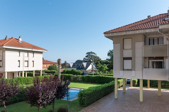 Coqueto Apartamento Con Piscina Cercano A La Playa - Santillana del Mar