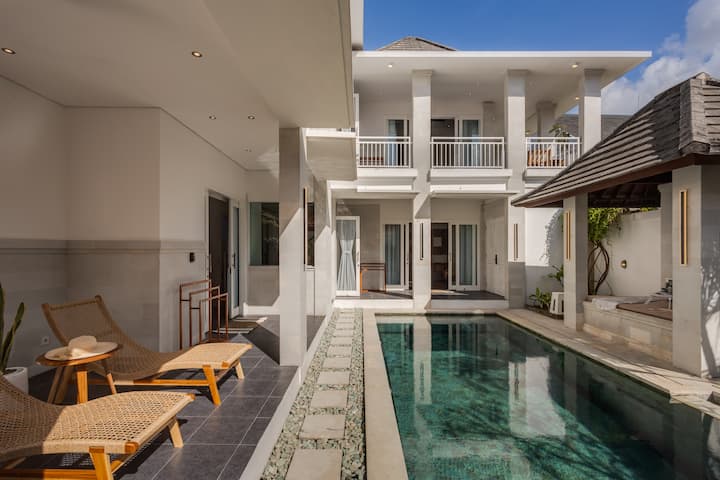 The White Spell | Sun, Stars & Serenity - Seminyak
