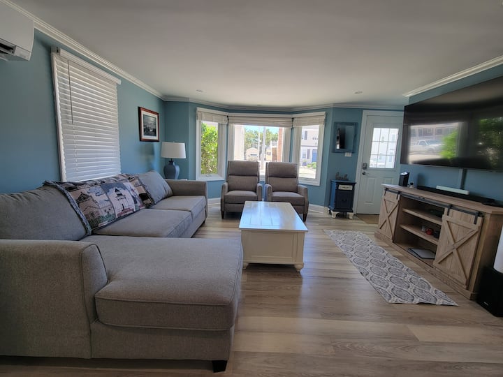 1st Fl Bayside Condo | Holgate Beach Escape - Beach Haven, NJ