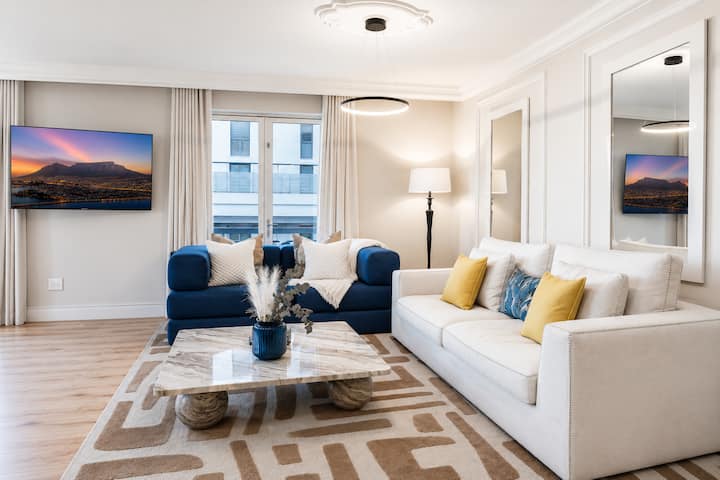 Green Point Luxury Suite | Pool + V&a Waterfront - Cape Town