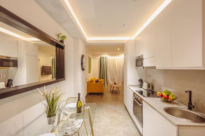 Bright Beachside 1br Getaway - Malte