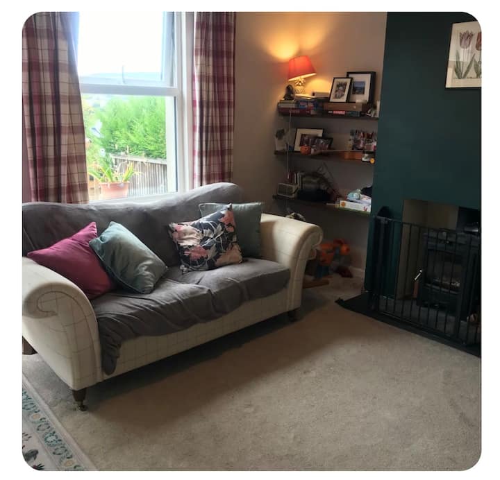 Cosy Two Bed, Walk To Town, Incredible Sunsets - Stroud
