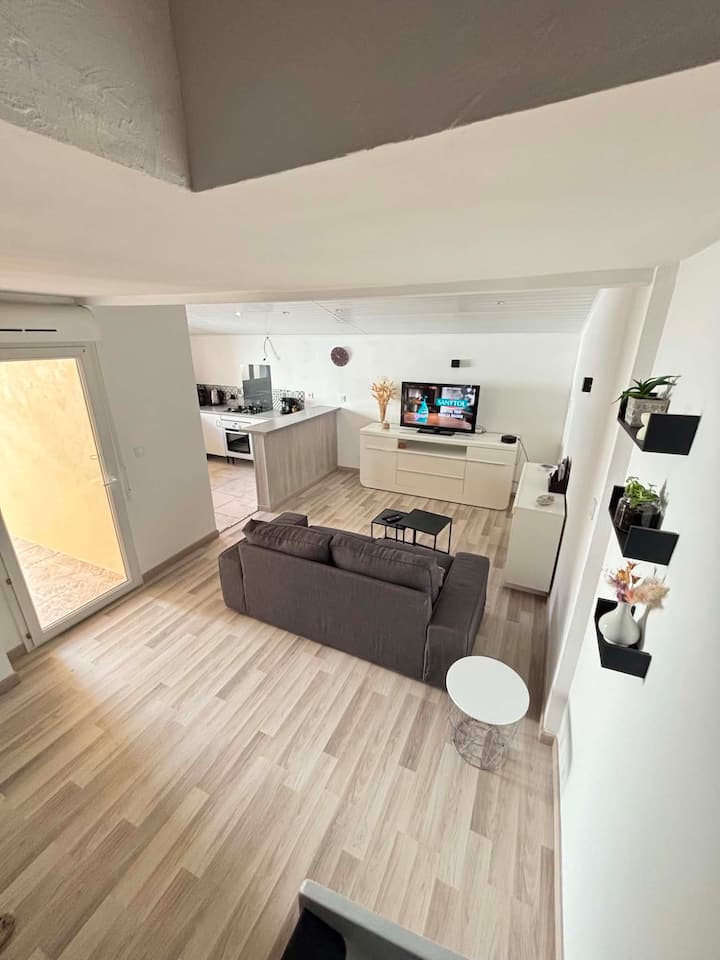 Maison Avec Terrasse Privée. 
Entre Aix Et Cassis - Mimet