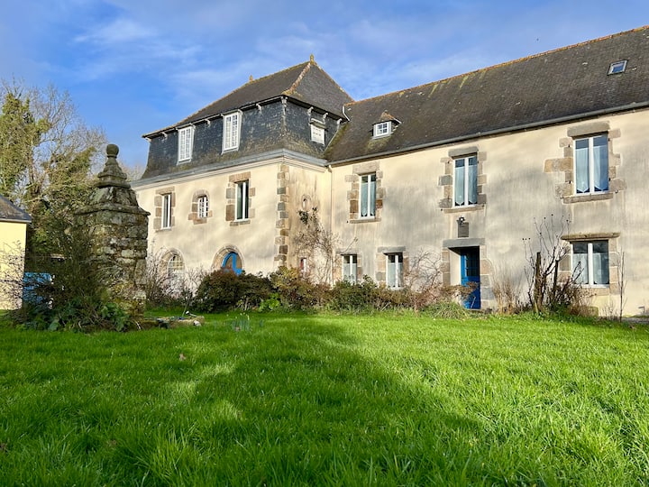 Chambres Dans Manoir 17ème Siècle - Brignogan-Plage