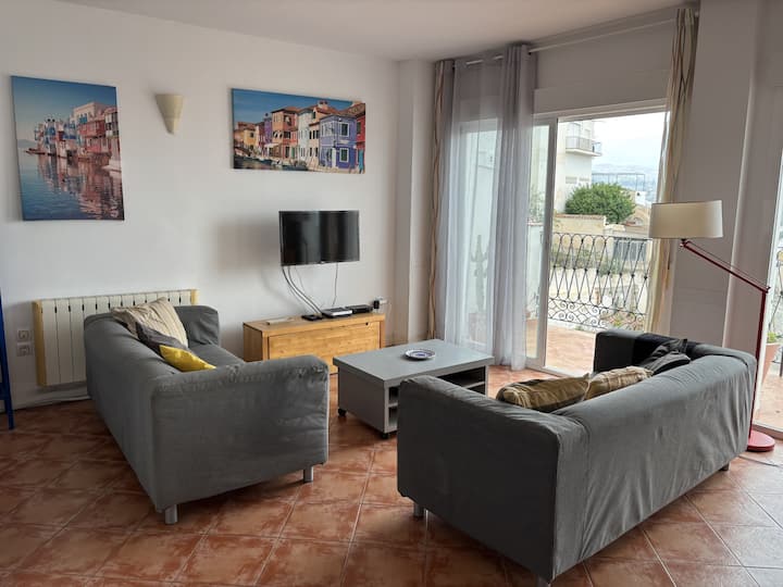 Salobrena Casa Sleeps 8, Mountain View, 4 Terraces - Motril