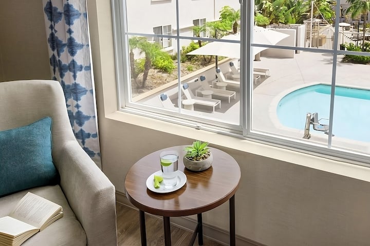 Carlsbad Stay | Pool Access | Legoland - 3 Miles - Carlsbad, CA