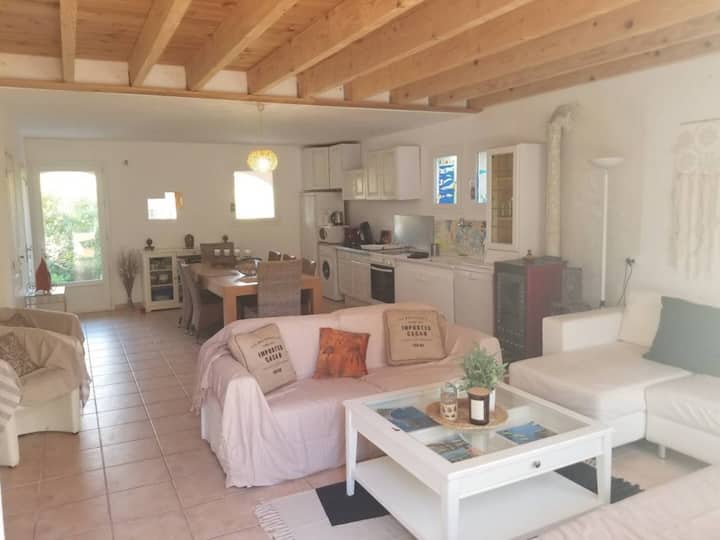 Giensvumerchambrevillaterassejardin200mvilageplage - Porquerolles