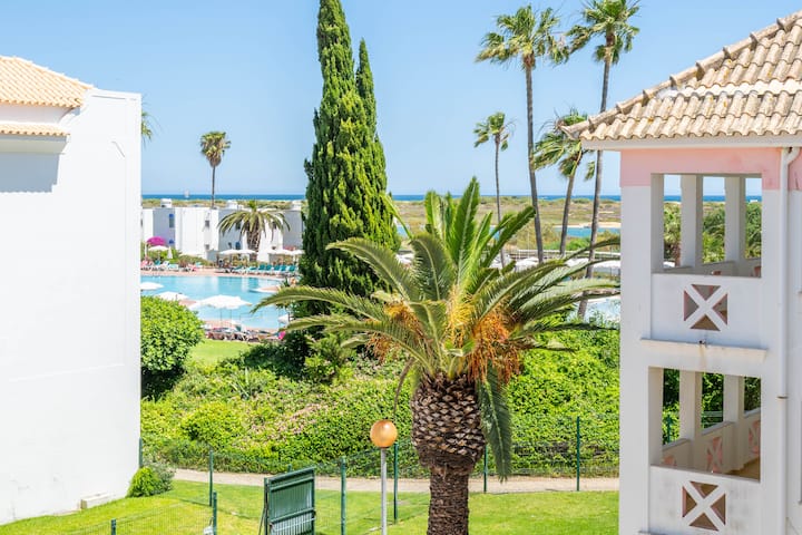 Golden Studio W/ Beach & Pool Access Included - Tavira