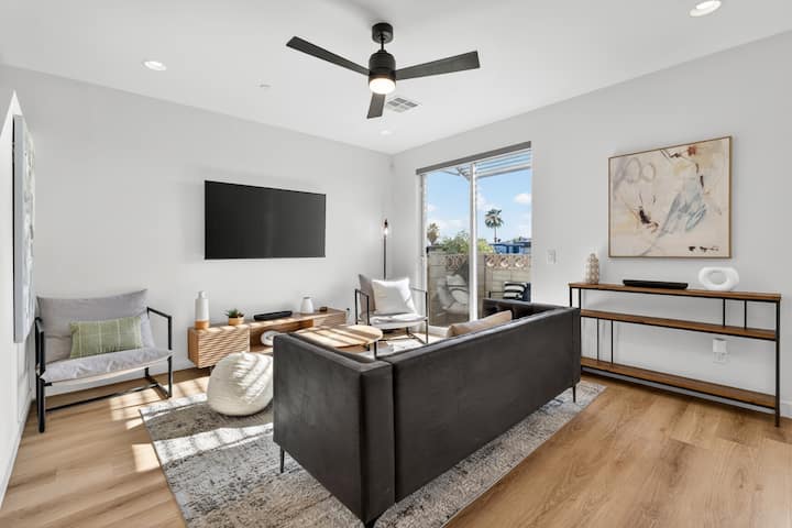 Copper Sky Townhome - Pool & Gym - Avondale, AZ
