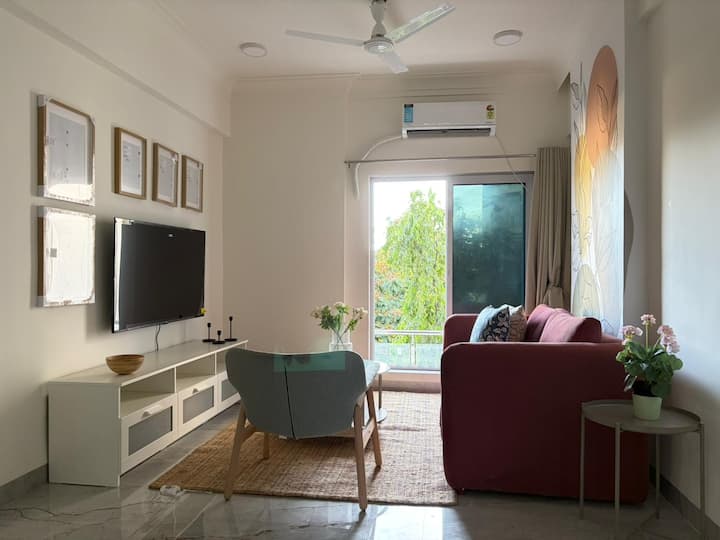 Bright Designer 2bhk• Fully Equipped Kitchen - Mumbai