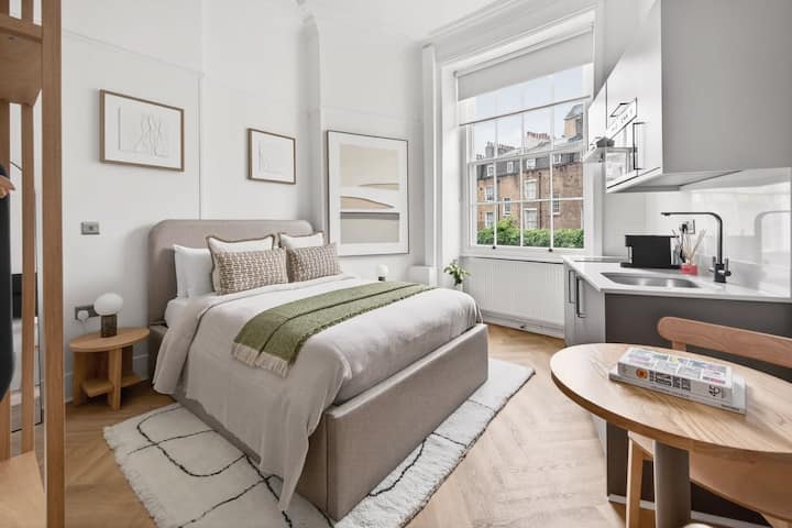 Bright Double En-suite Near Euston - Bloomsbury
